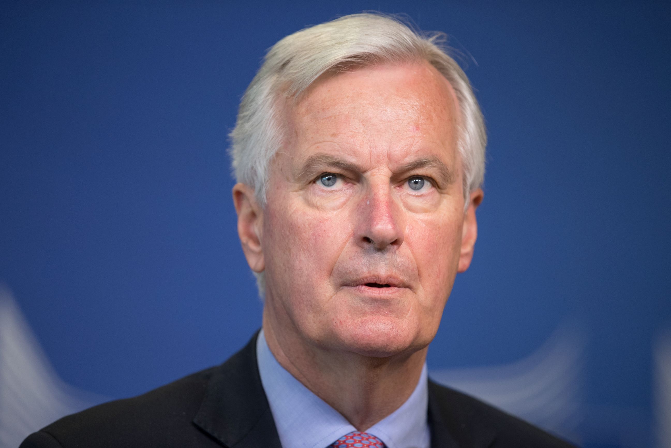"Politico": Barnier pozoruje negocjacje. Prowadzi kampanię, by zostać ...